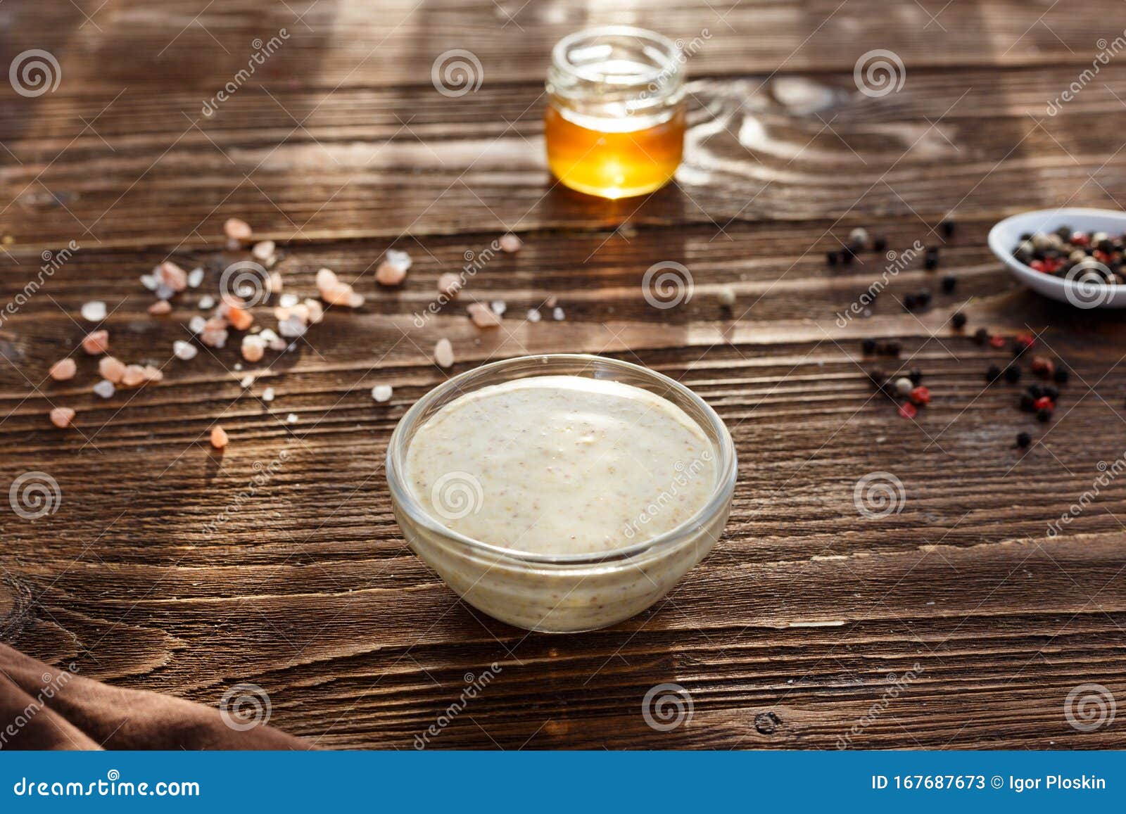 Mayonesa natural casera imagen de archivo. Imagen de aceituna - 167687673