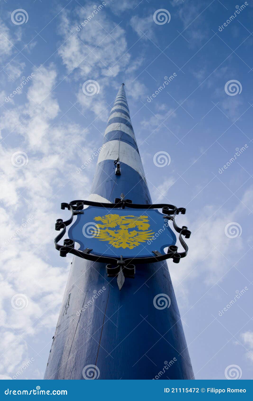 Maypole Bavaria editorial photography. Image of label - 21115472