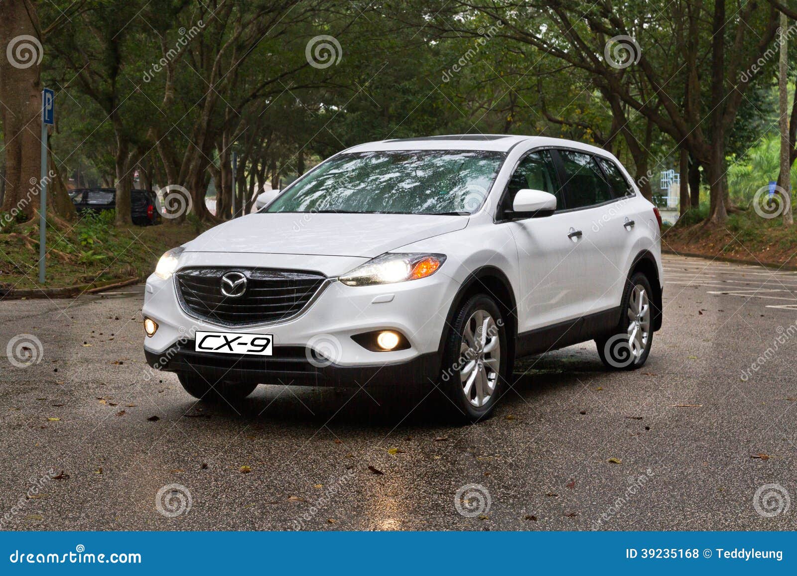 Mazda CX-9 editorial stock photo. Image of modern, design - 39235168