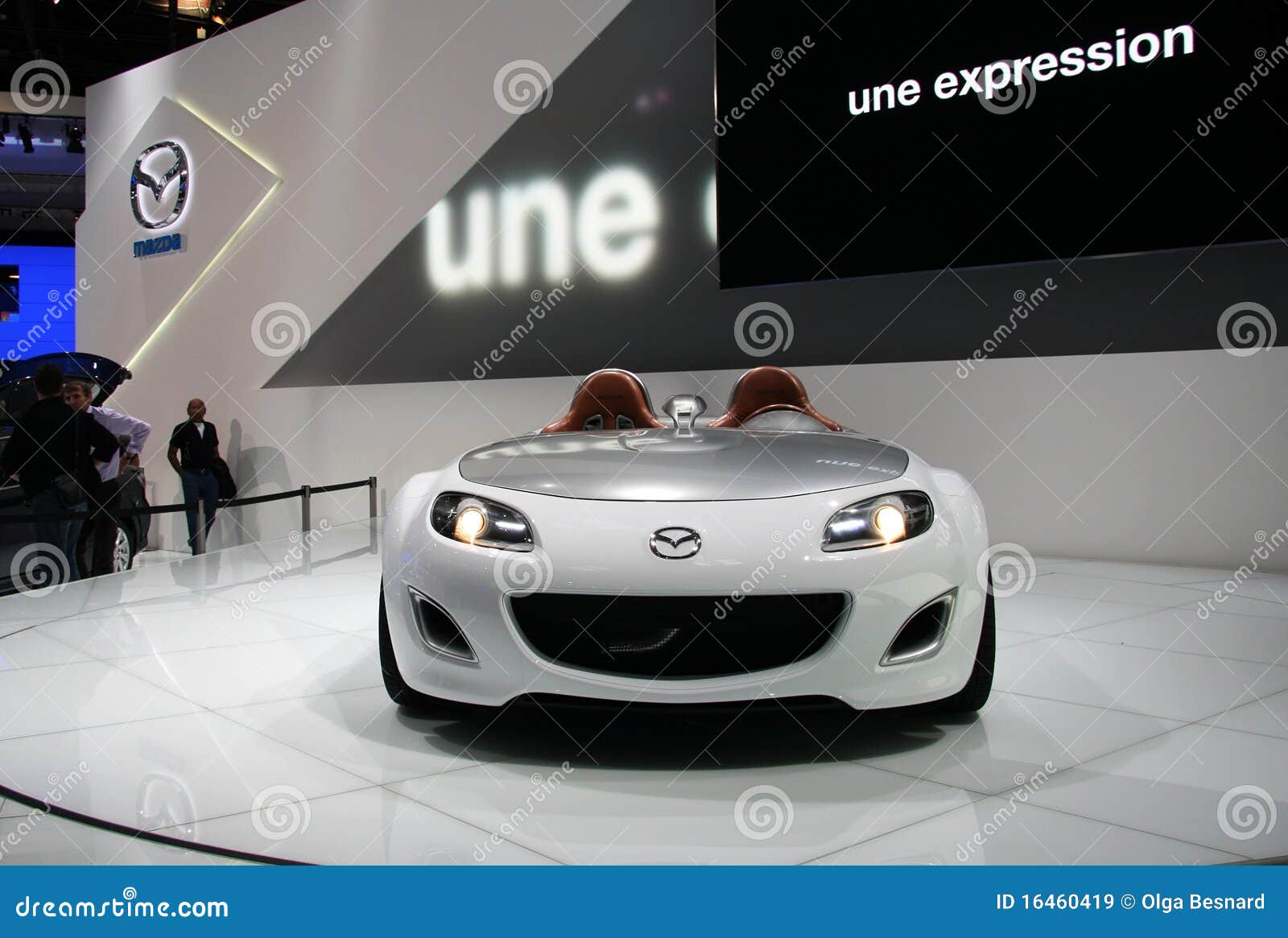 Mazda MX-5 Superlight an Der Paris-Autoausstellung Redaktionelles ...