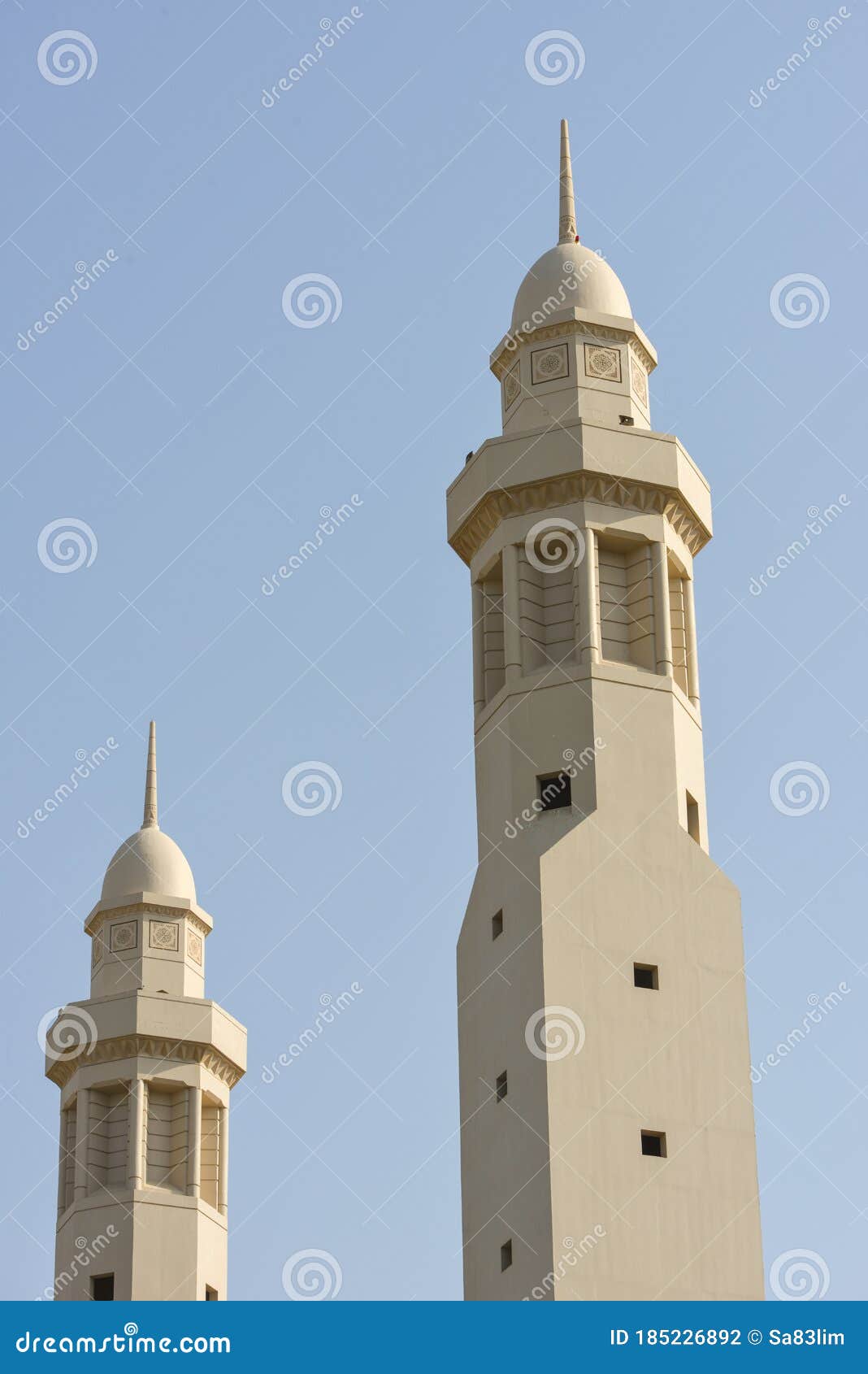 Mazoon Mosque Muscat stock photo. Image of dome, city - 185226892