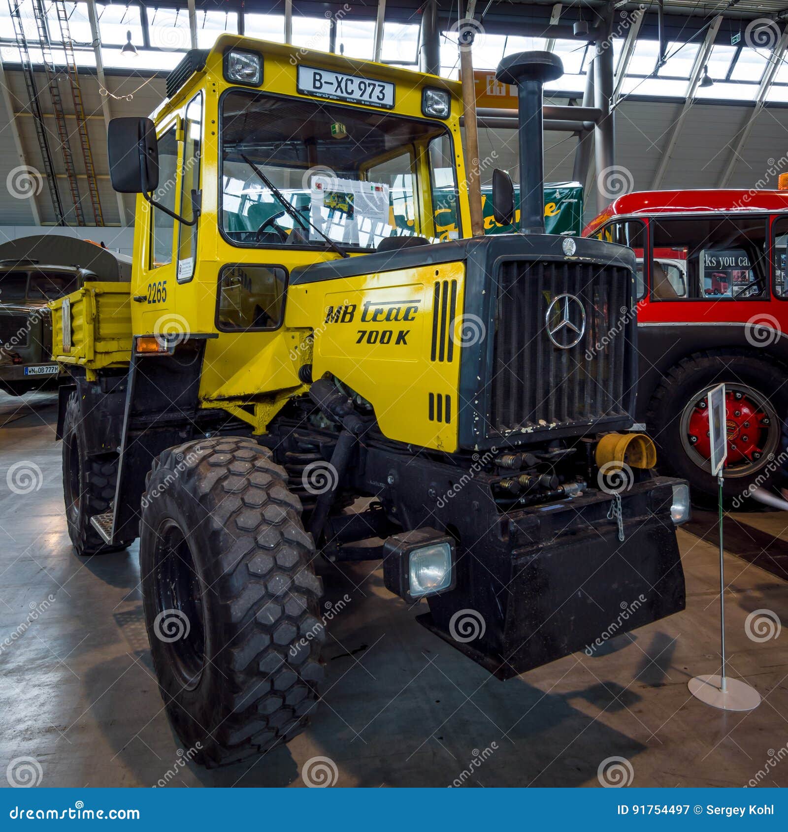 MB-Trac 700 K De Mercedes-Benz Do Trator, 1987 Fotografia Editorial ...