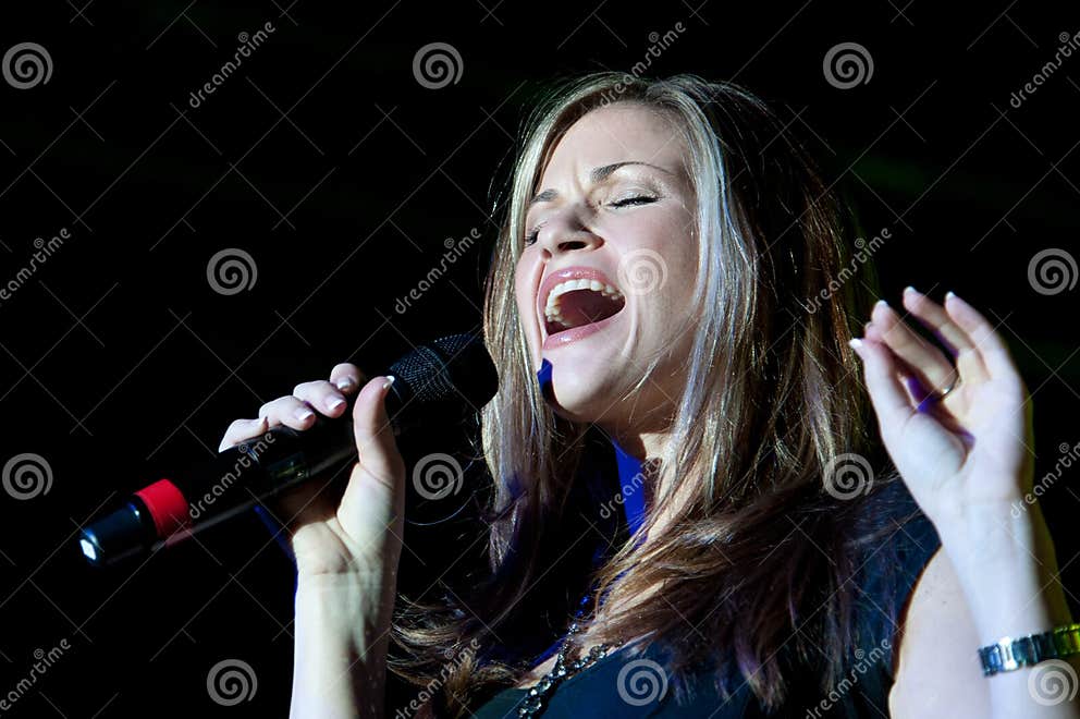 McKenna Medley editorial stock photo. Image of singer - 23077383