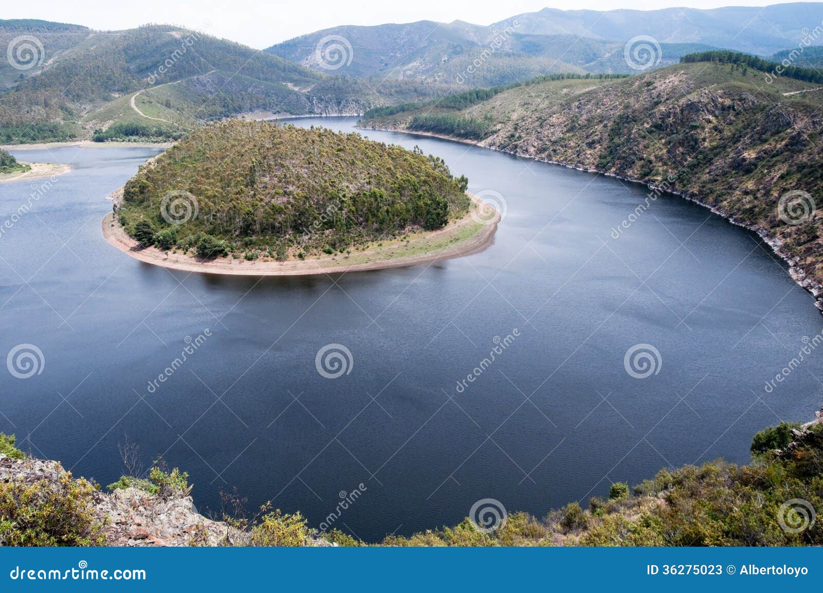 Meandro Do Rio De Alagon, Extremadura Imagem de Stock - Imagem de ...