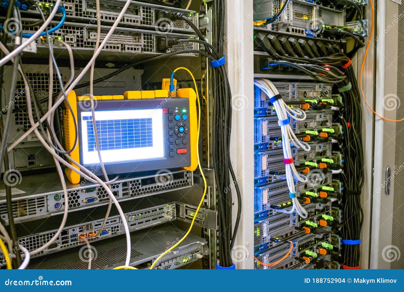 Measurement of the Signal Level with an Optical Reflectometer ...