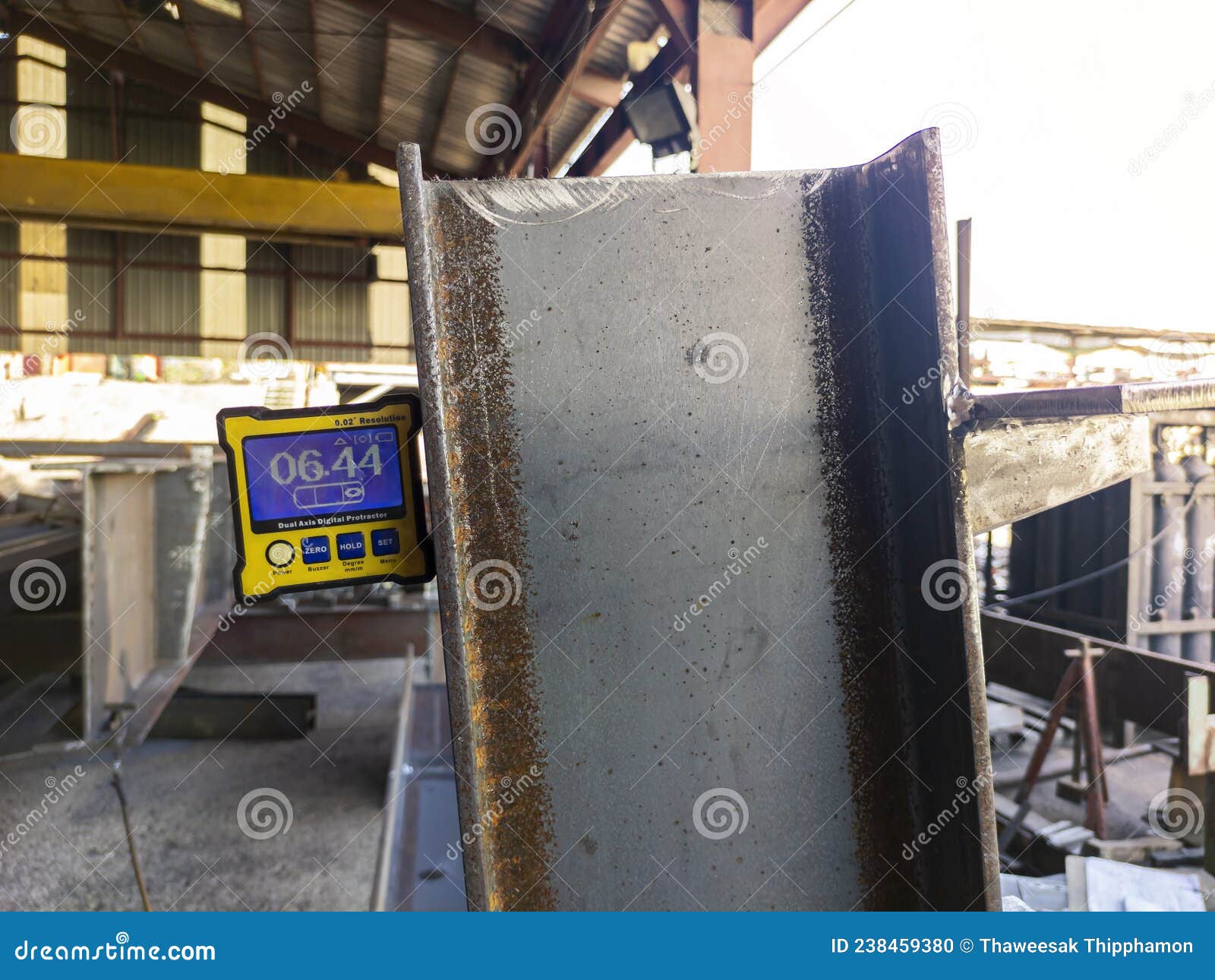 Measuring Angle Degree of Steel H-beam with Dual Axis Digital ...