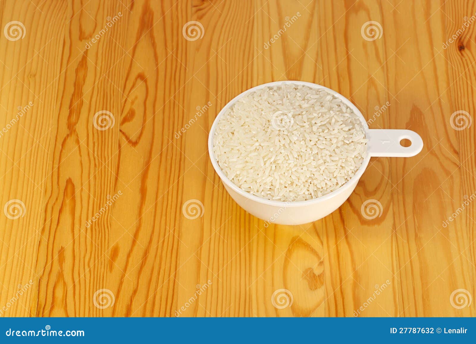 Measuring cup with a rice stock photo. Image of dose - 27787632