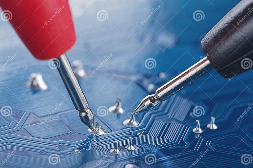 Measuring Electronic Signal from Component on the PCB. Electronics ...