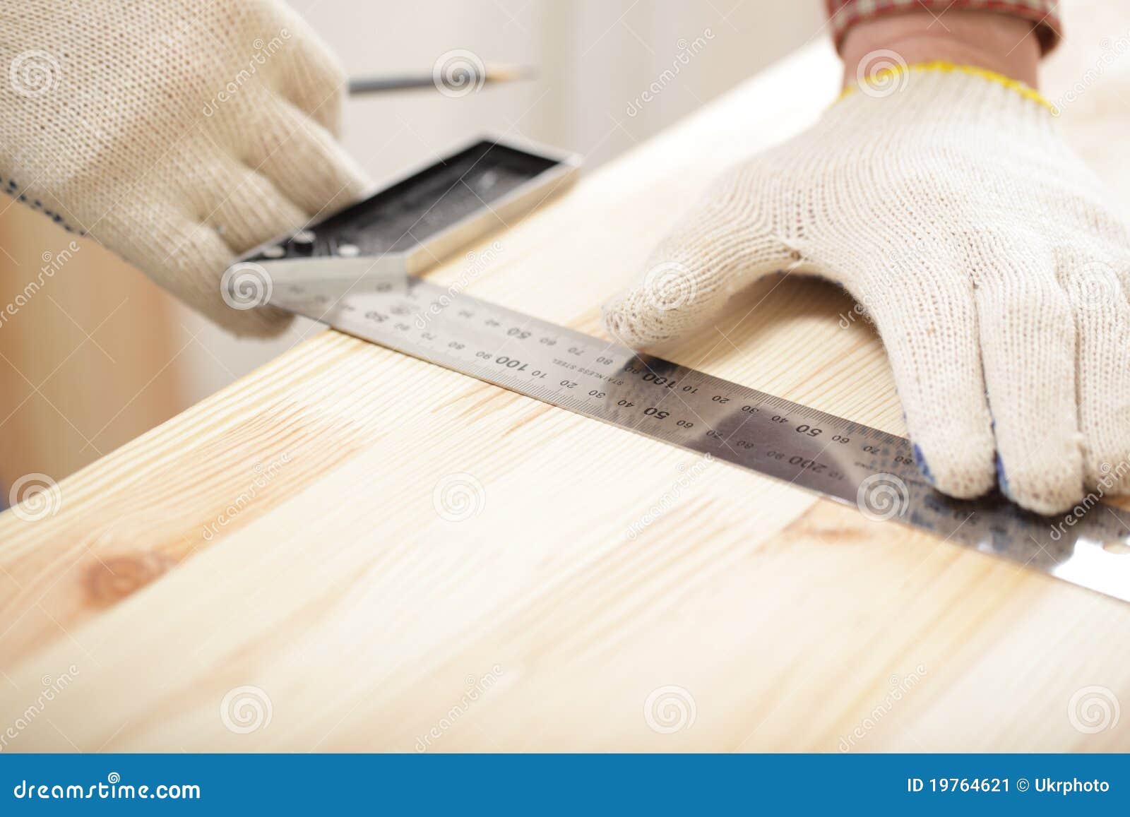 Measuring the plank stock image. Image of closeup, measuring - 19764621