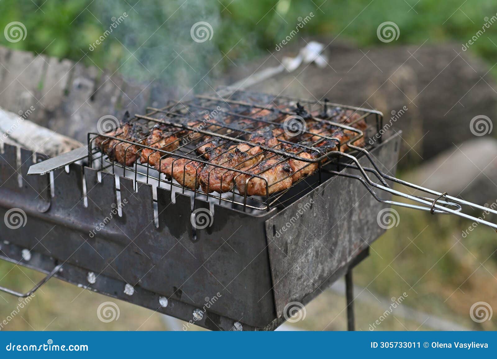 The Meat in the Grill is Burnt Stock Image - Image of lamb, dine: 305733011