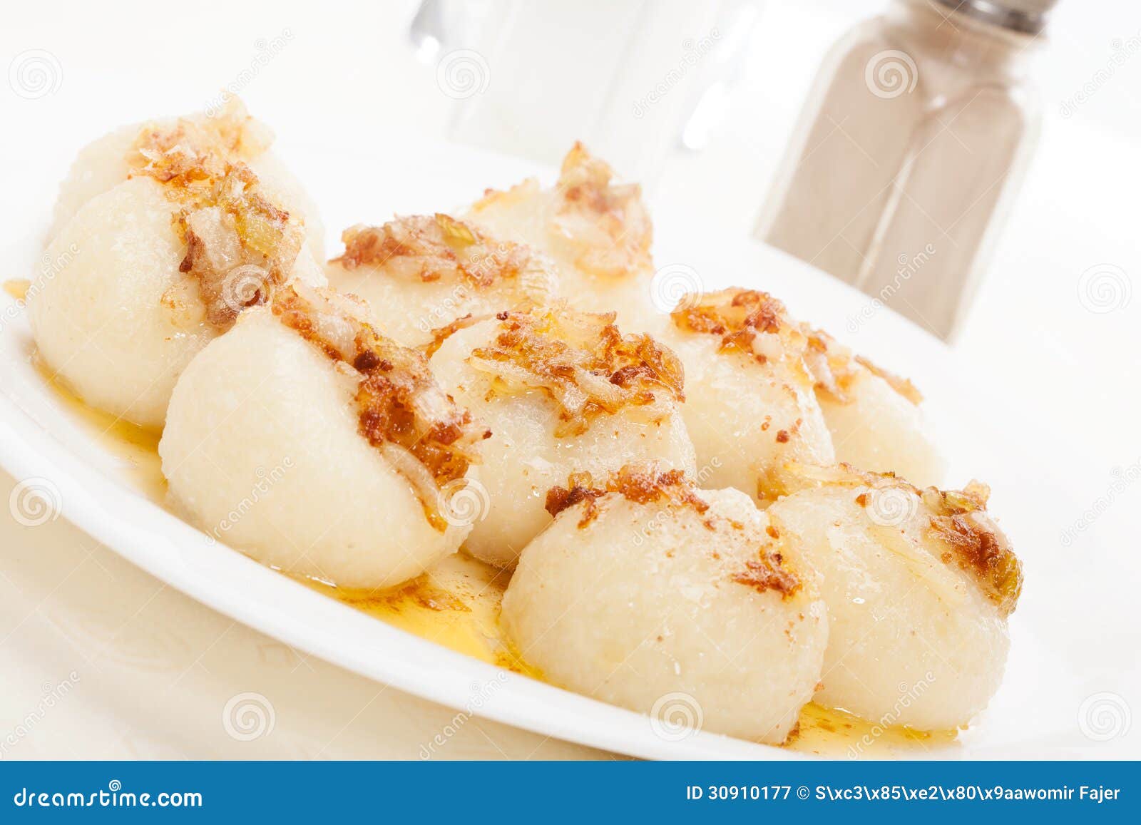 Meat stuffed dumplings stock image. Image of color, food - 30910177