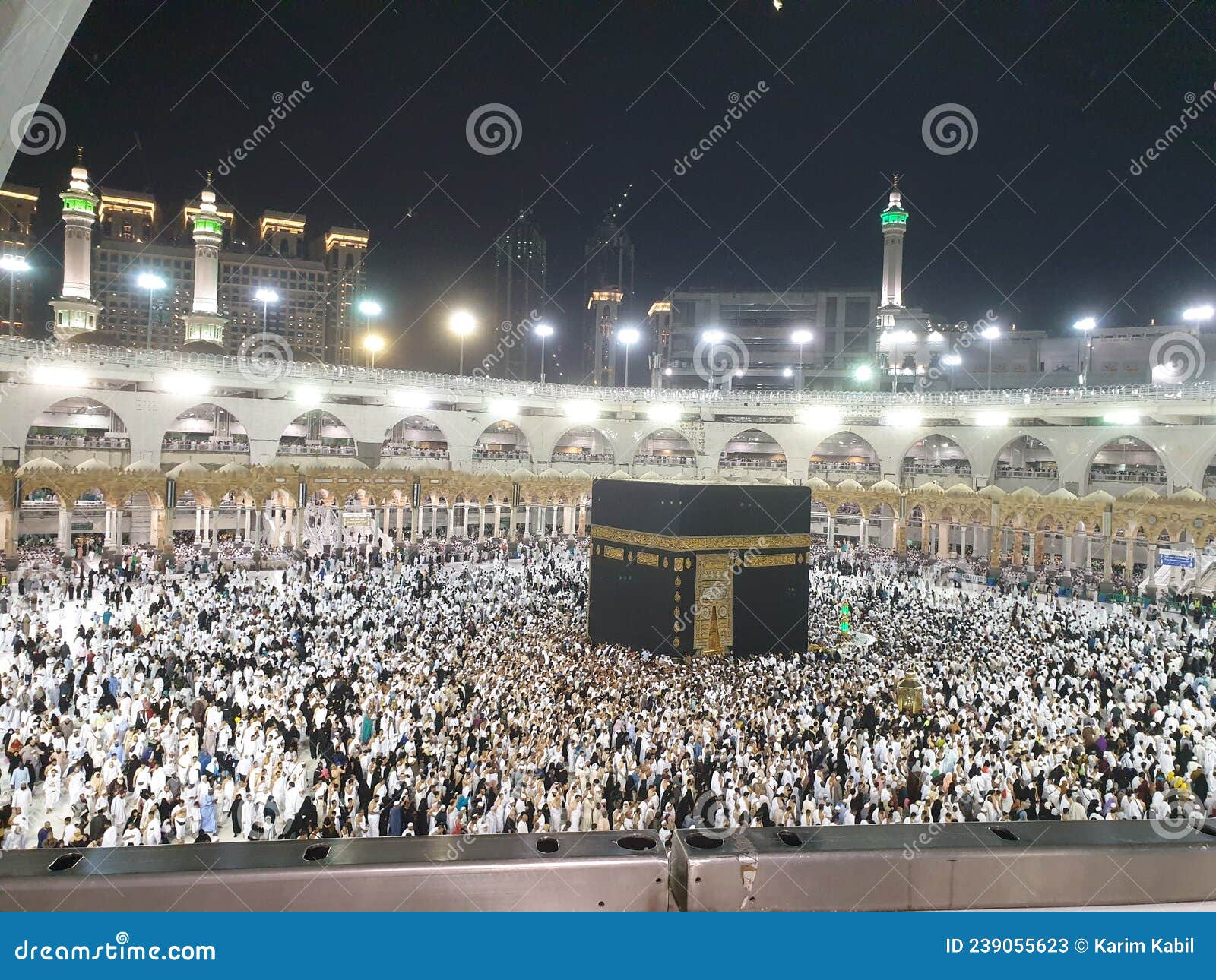 Mecca Kaaba night editorial stock photo. Image of performance - 239055623