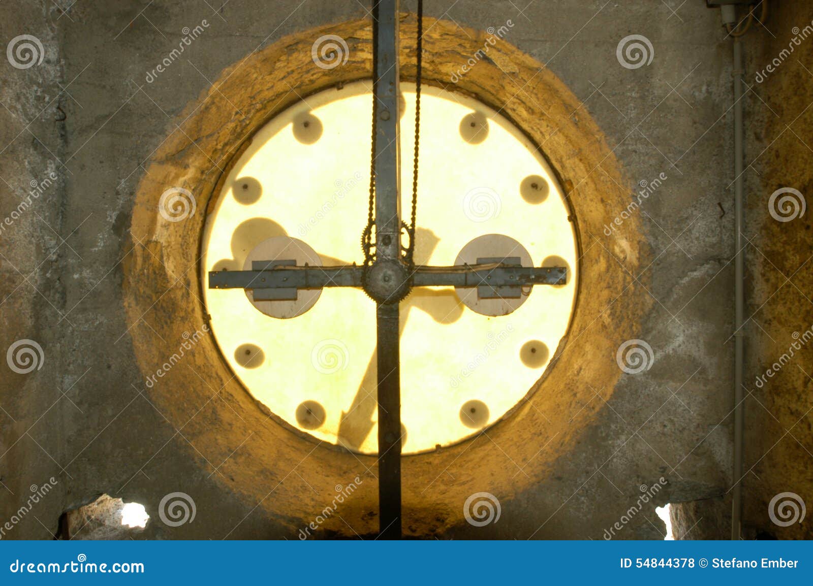 Meccanismo Dell'orologio Del Campanile Fotografia Stock - Immagine di ... Meccanismo Dell'orologio Del Campanile Fotografia Stock - Immagine di ...