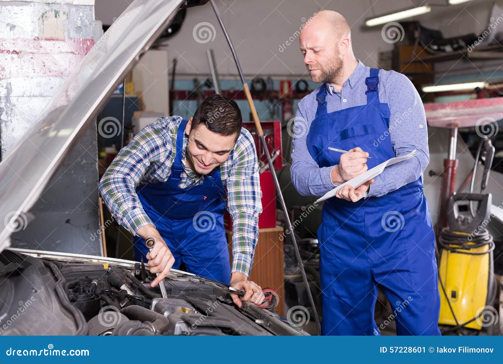 194 Mechanic Helper Photos - Free & Royalty-Free Stock Photos from ...
