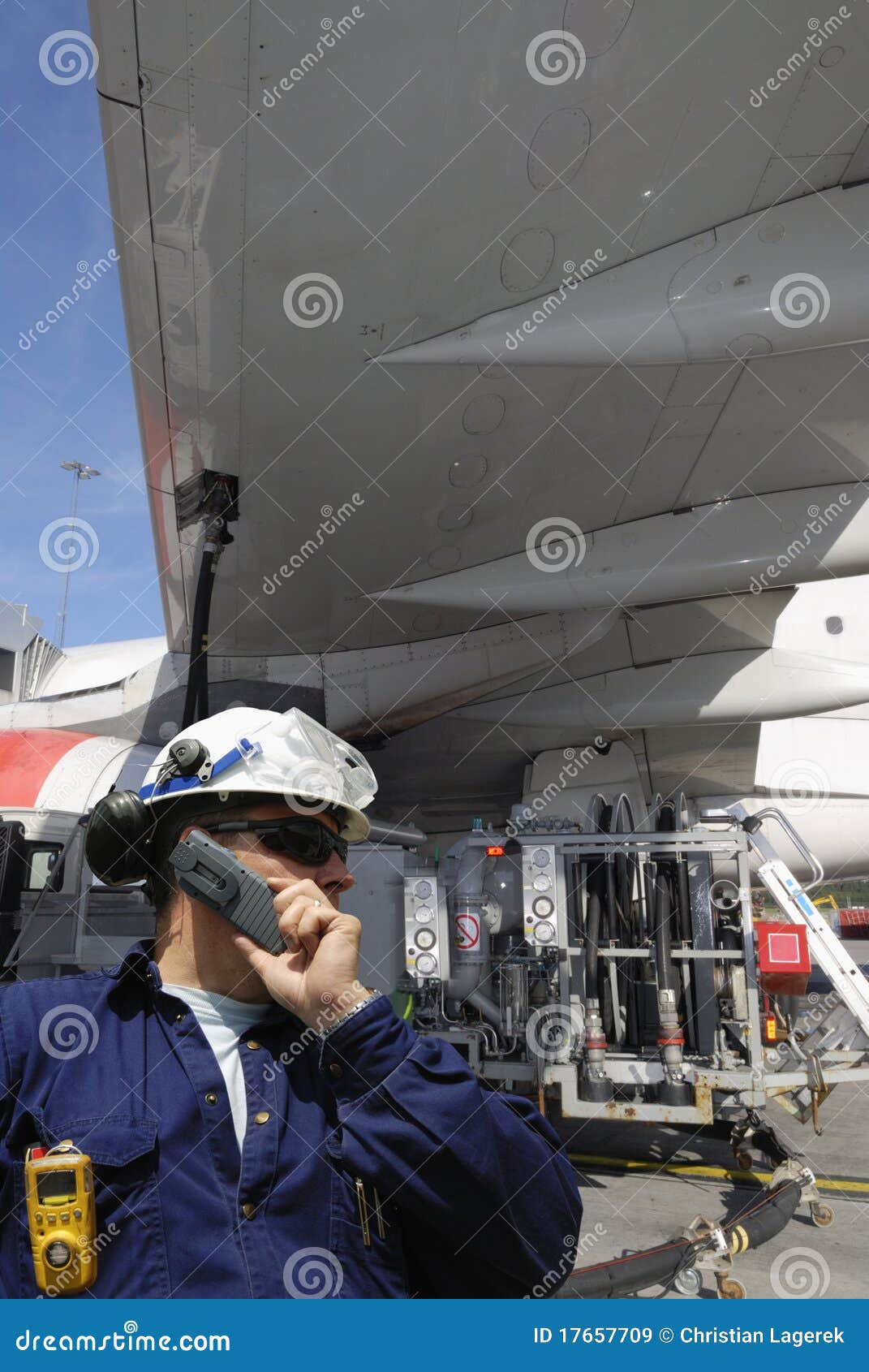 Mechanic and jet engines stock image. Image of flying - 17657709