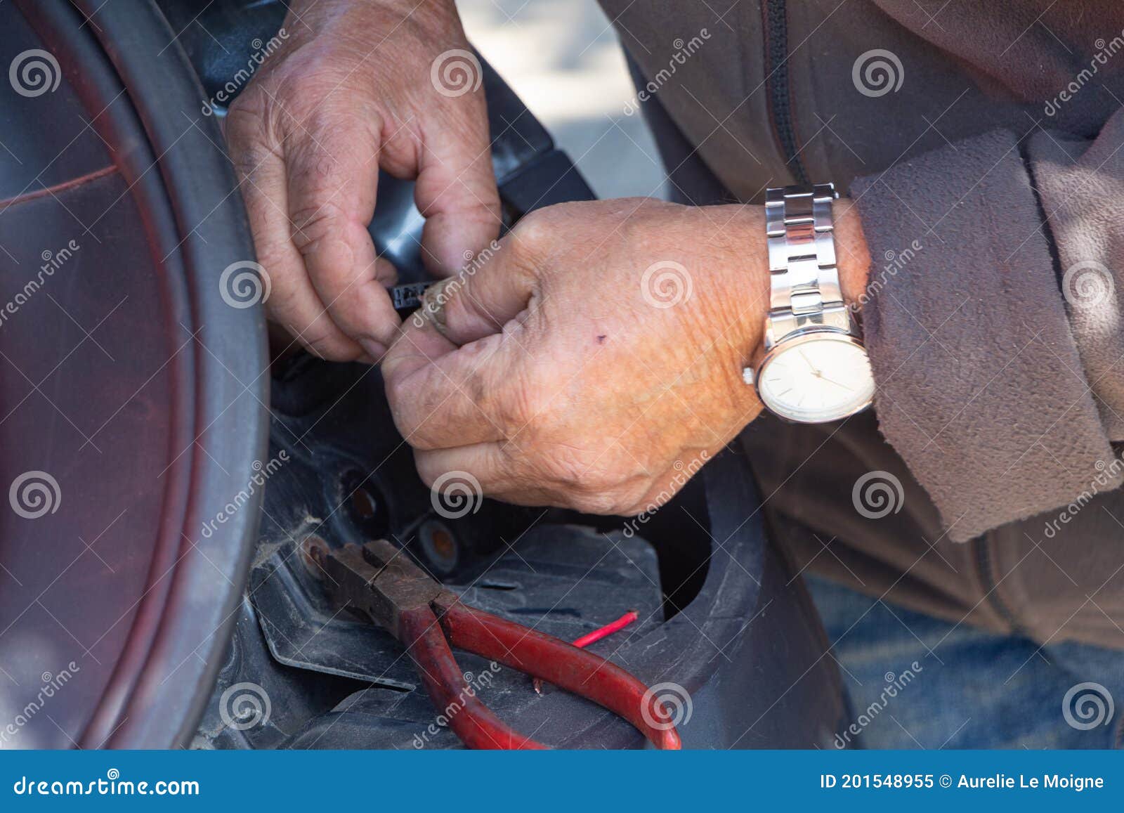 Mechanic Repairing a Car Backlight Stock Image - Image of lamp ...