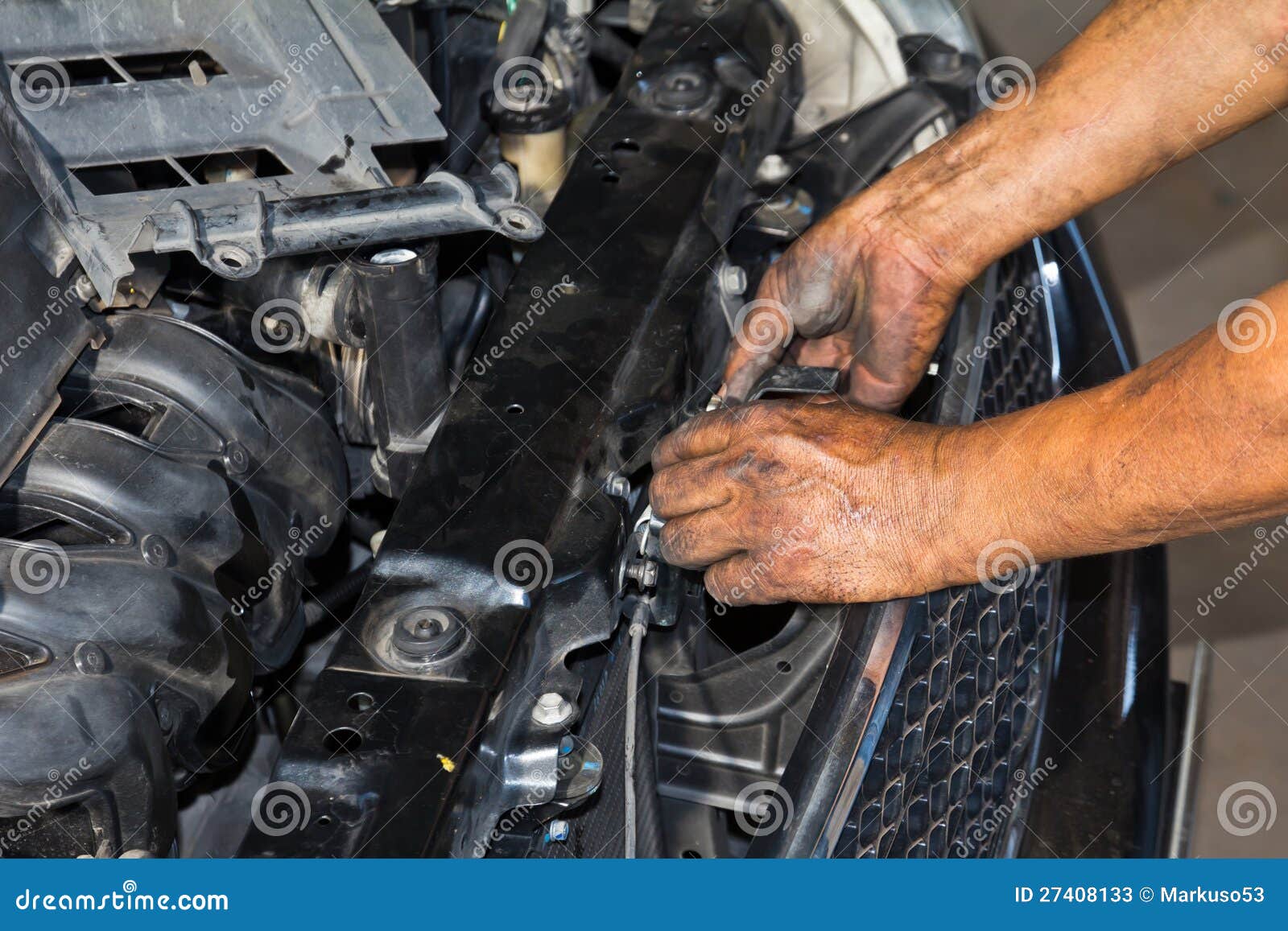 Mechanic repairing engine stock image. Image of maintenance - 27408133