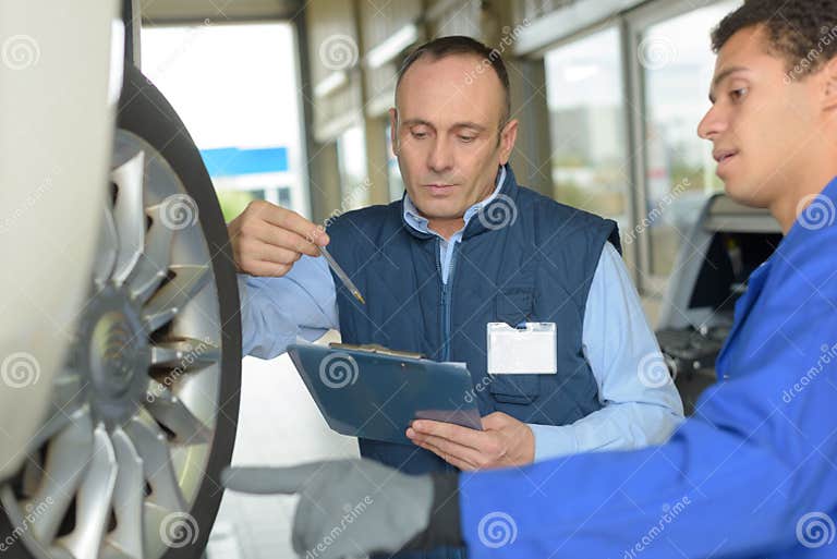 Mechanic Teaching Intern Best Practice Stock Image - Image of educating ...