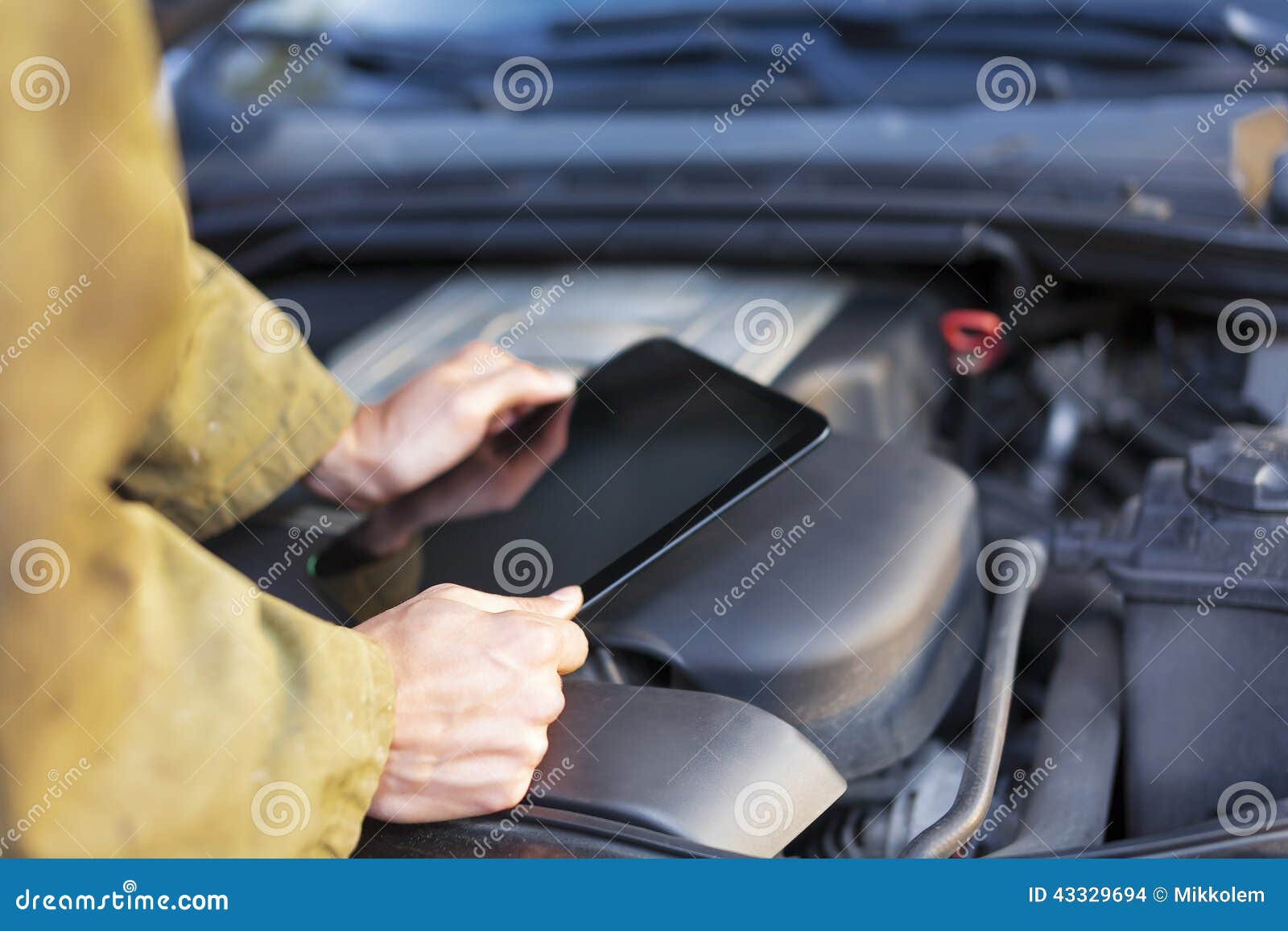 Mechanic Using Tablet Computer Stock Photo - Image of fixing, garage ...