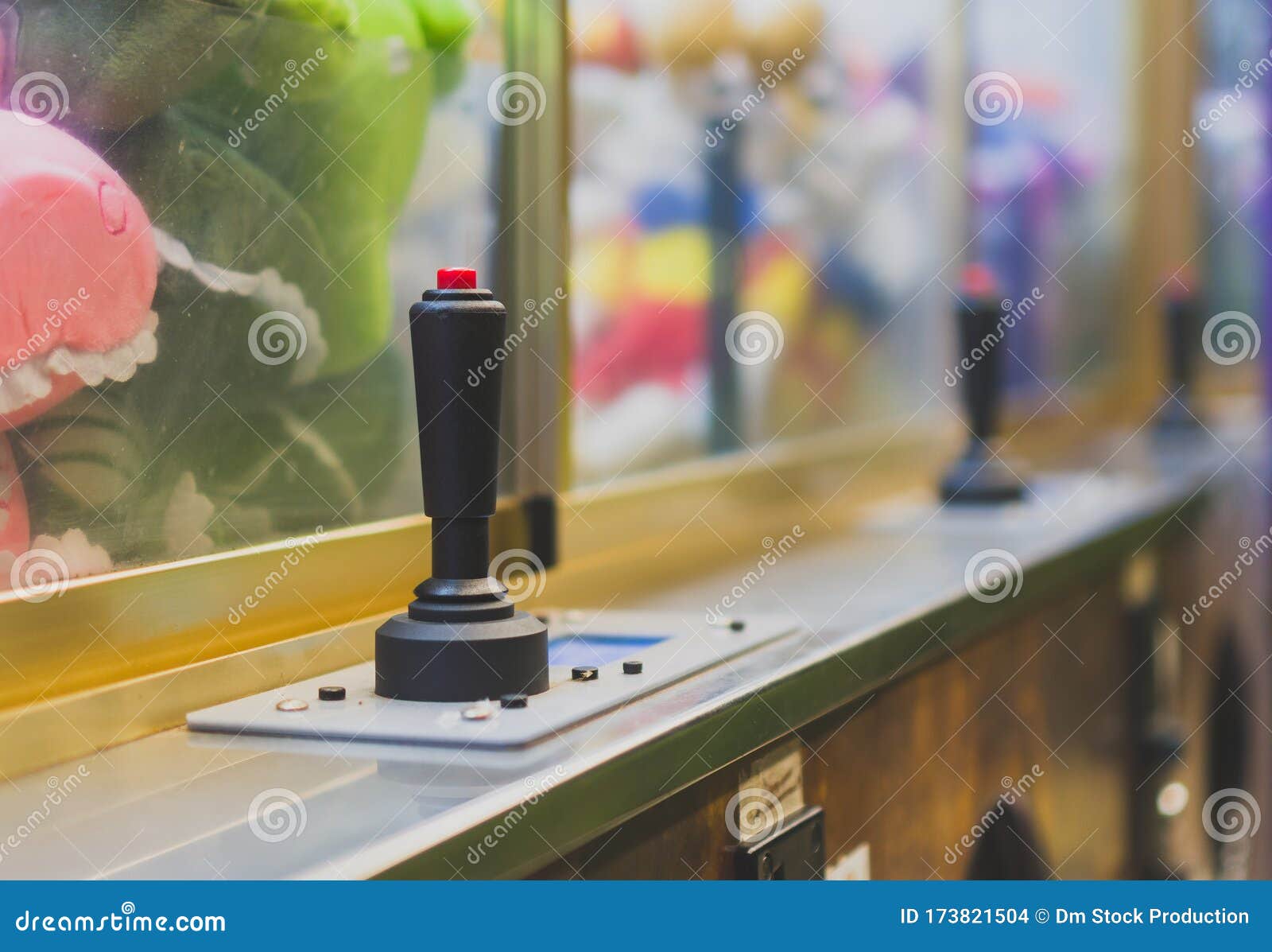 Mechanical Claw Game Machine. Stock Photo - Image of claw, gamble ...