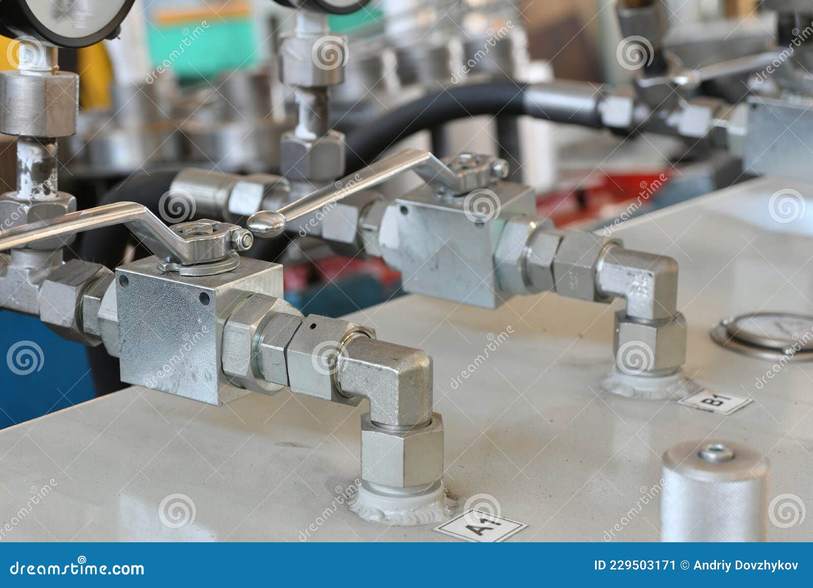 Mechanical Control Panel for Supplying Pressure in a Hydraulic Oil ...