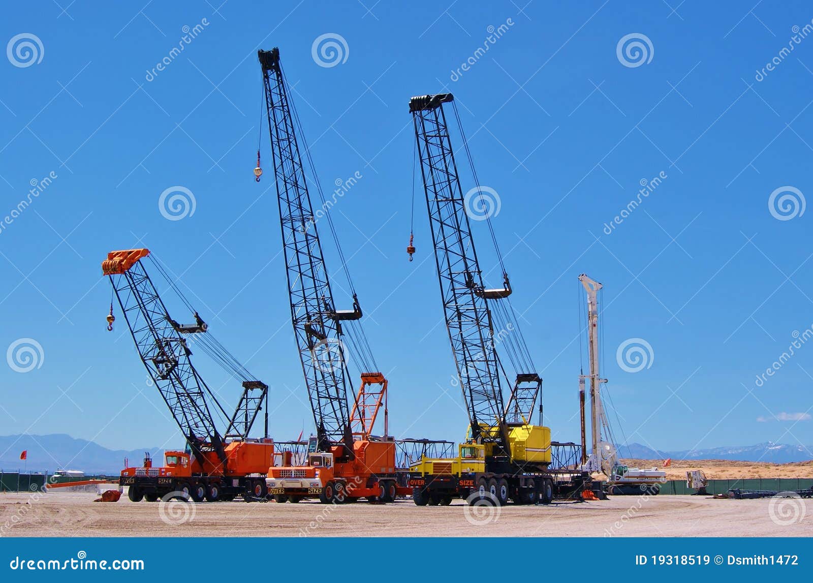 Mechanical Cranes in the Desert Stock Image - Image of sand, lifting ...