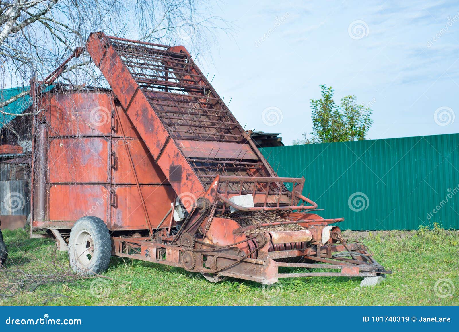 Mechanical hay loader stock image. Image of plant, russia - 101748319