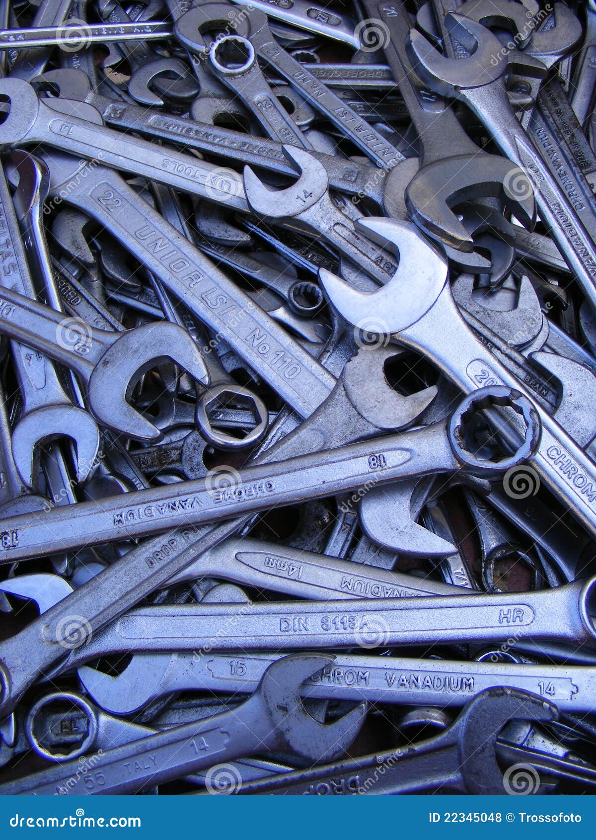 Mechanical keys stock photo. Image of industry, shiny - 22345048