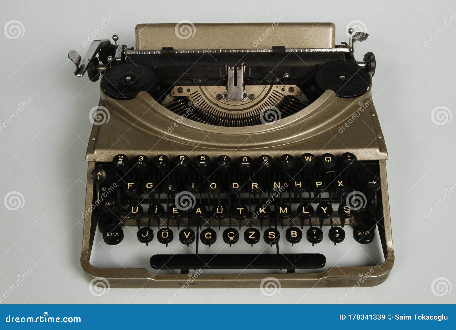 Mechanical Portable Typewriter Made in 1952. Stock Image - Image of ...