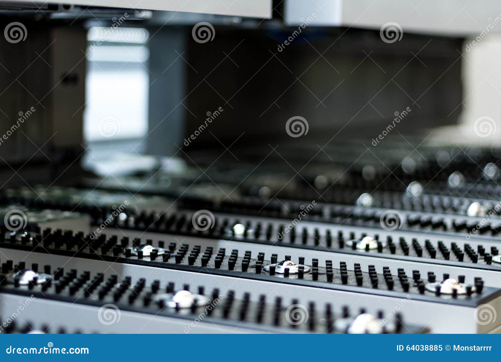 Mechanical Pressing Machine Stock Image - Image of metalwork, cutting ...