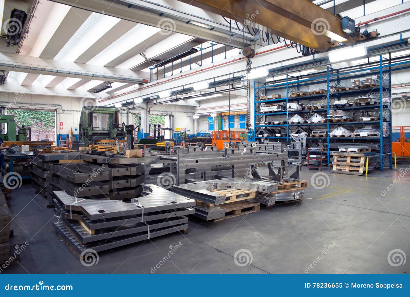 Mechanical workshop stock image. Image of heavy, machine - 78236655