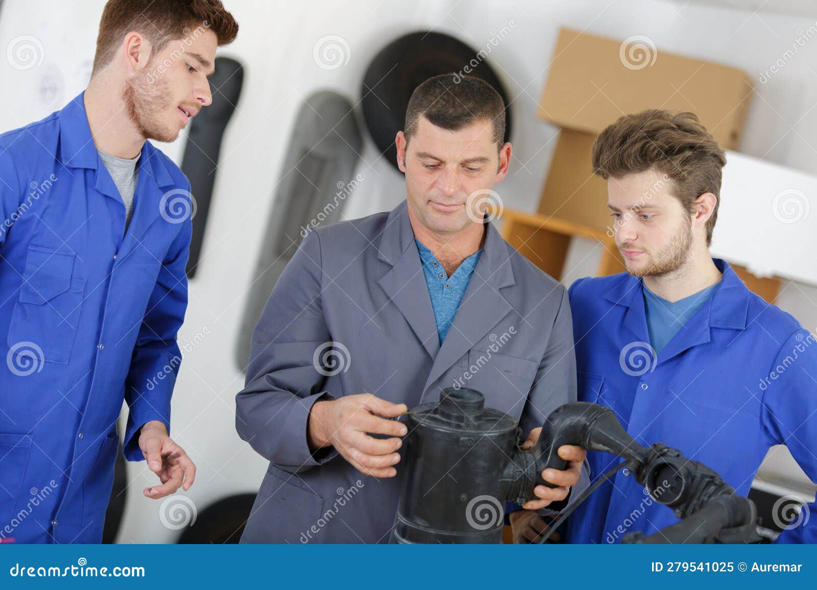 Mechanics Training Class with Teacher and Students Stock Image - Image ...