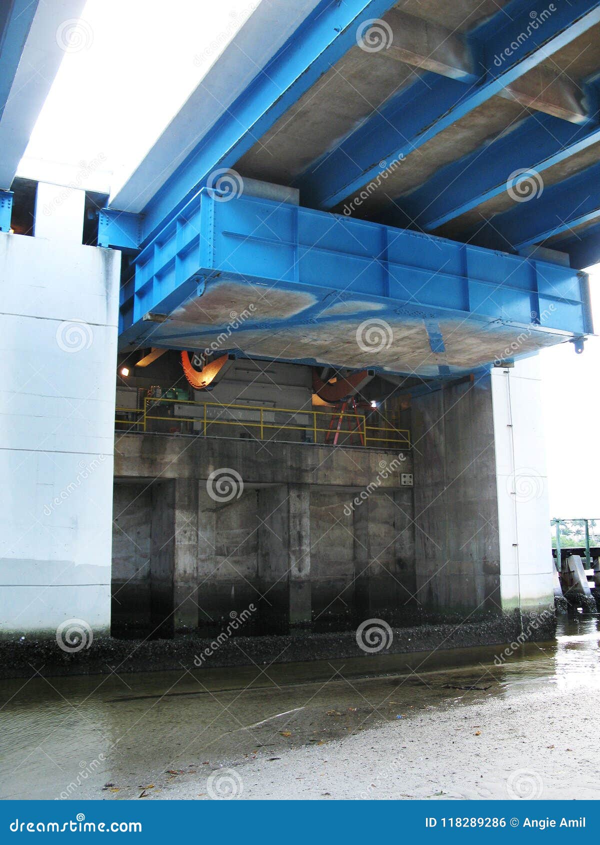 Drawbridge Underneath Mechanism Stock Photo - Image of close ...