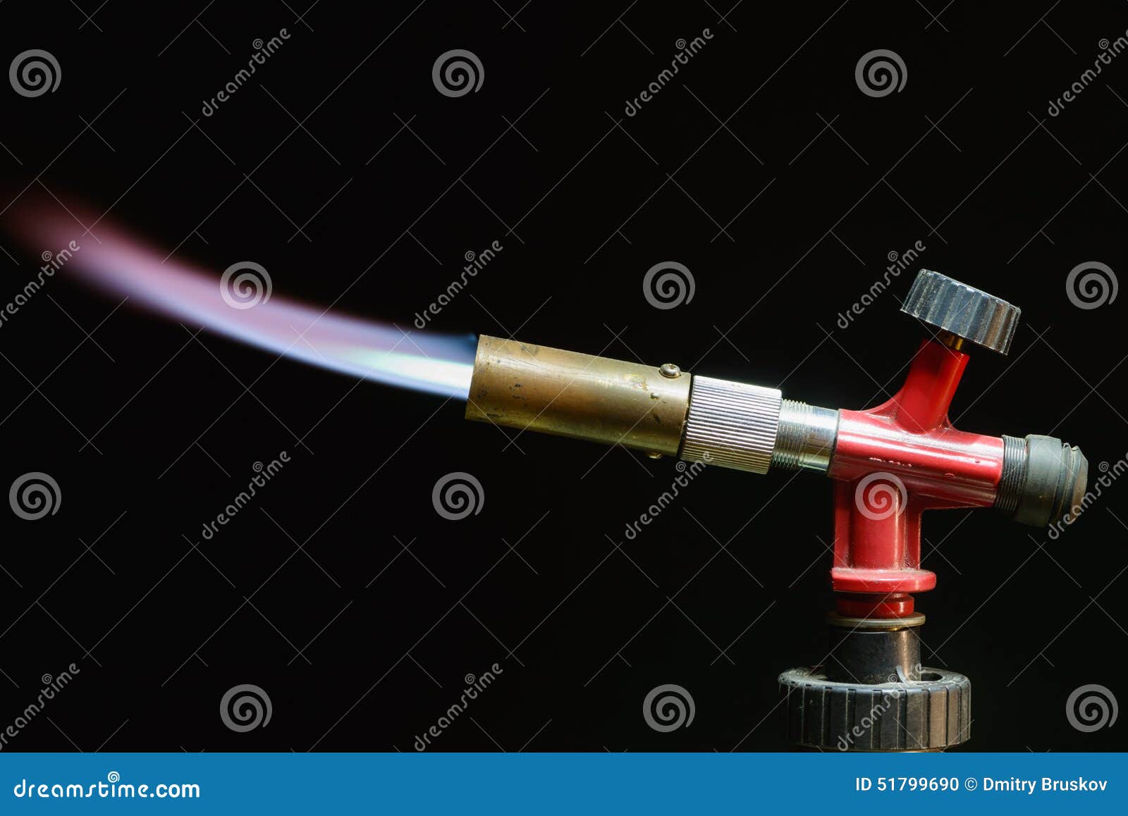 Mechero de gas foto de archivo. Imagen de blanco, aislado - 51799690
