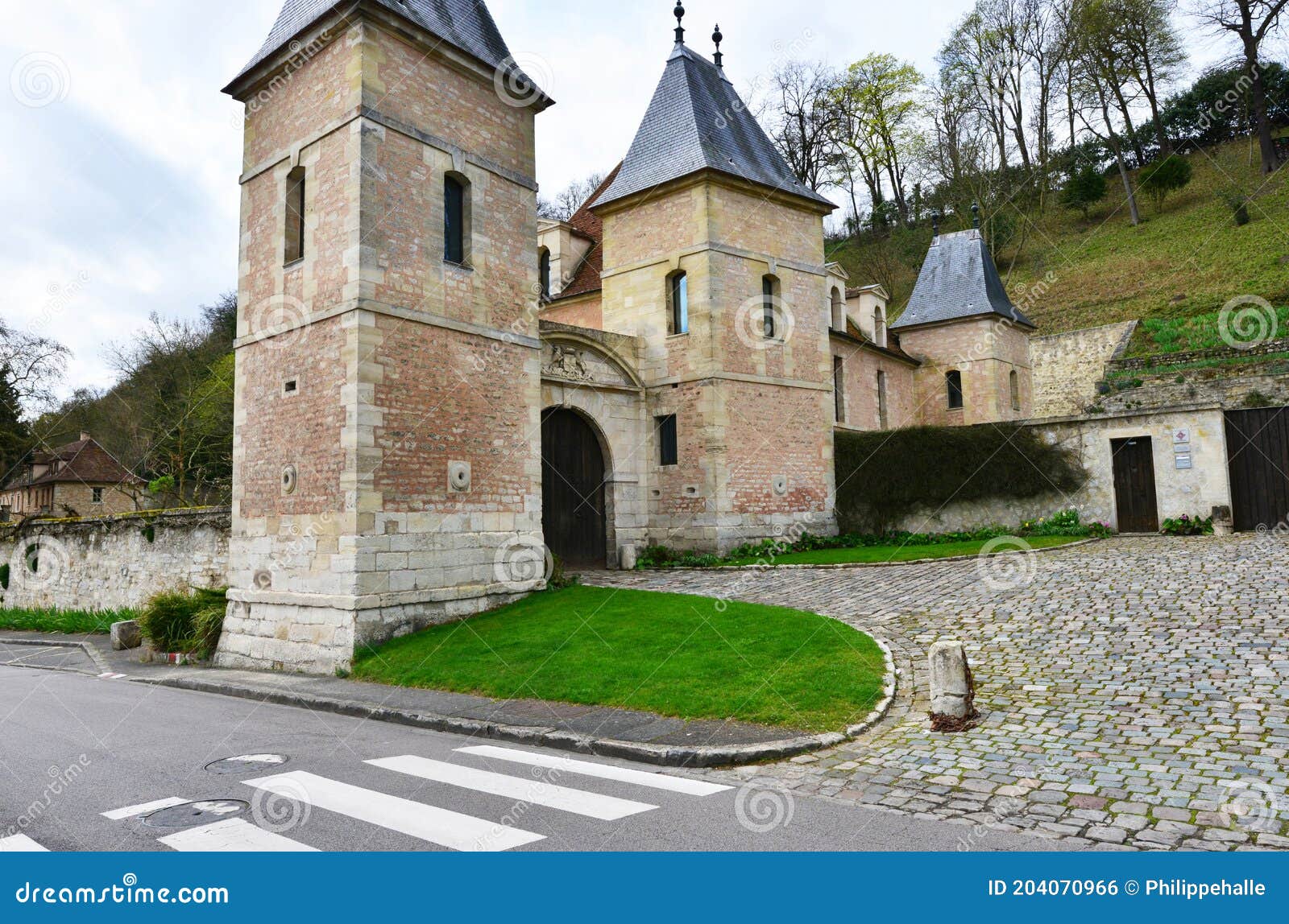 Medan, France - April 4 2016 : Castle in Spring Editorial Photo - Image ...