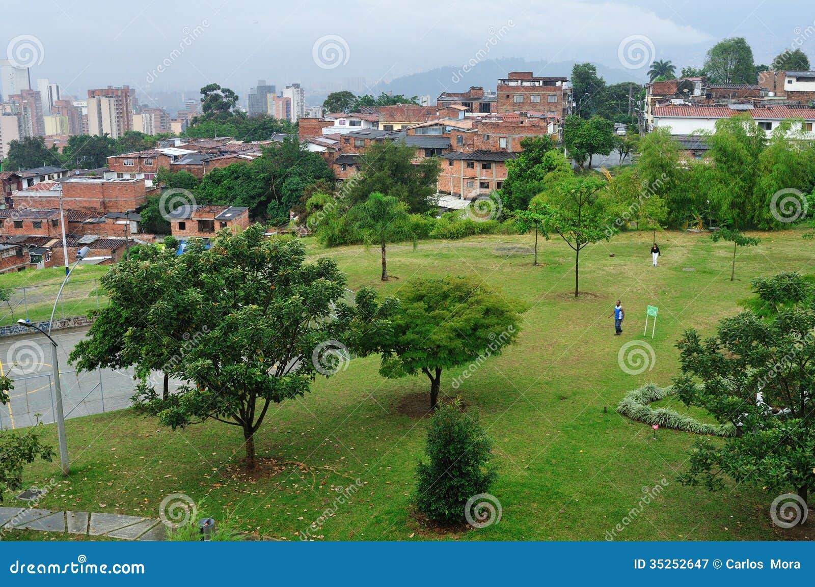 Medellin - Colombia fotografía editorial. Imagen de parque - 35252647