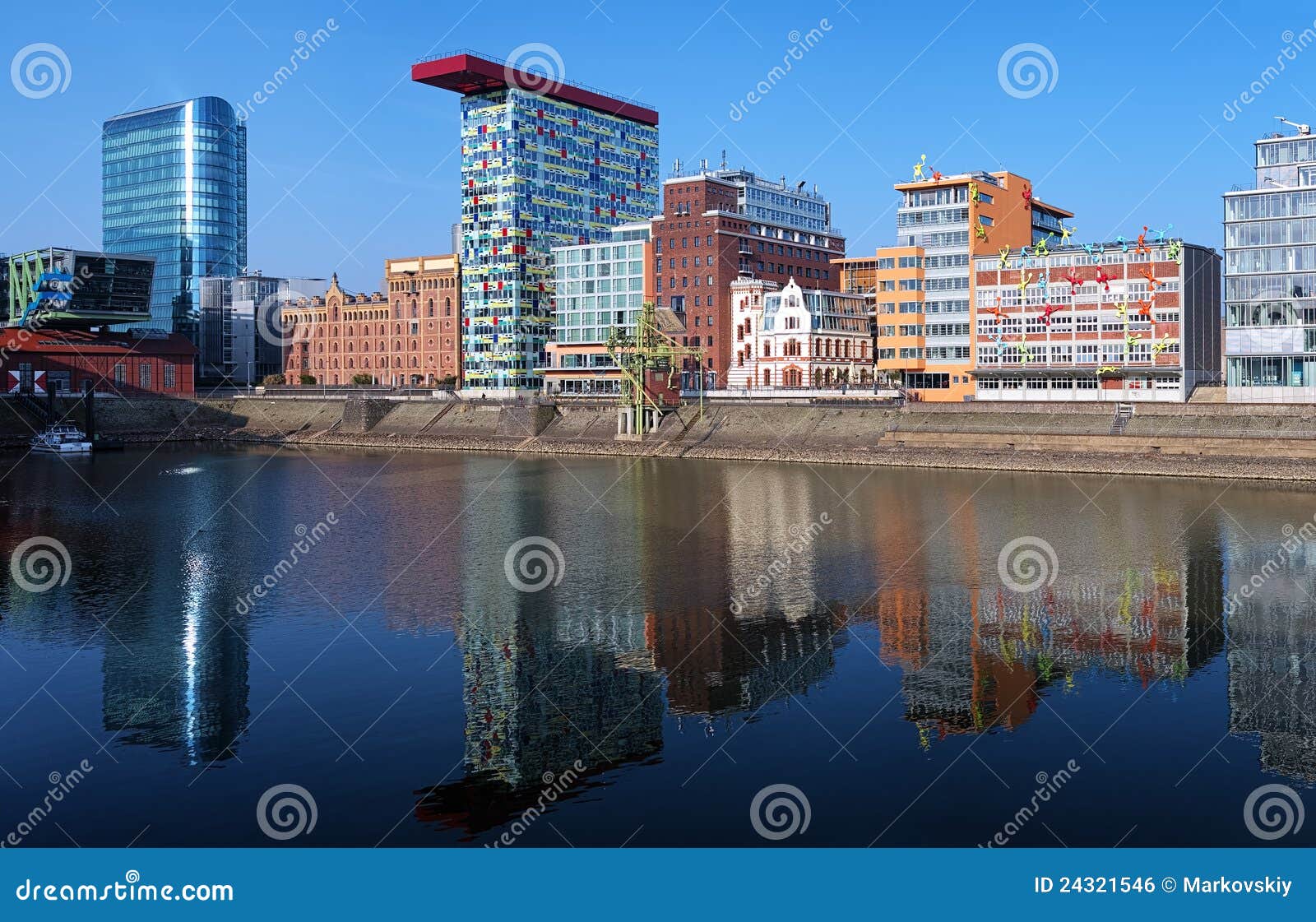 Media Harbour of Dusseldorf with Modern Buildings Editorial Photo ...