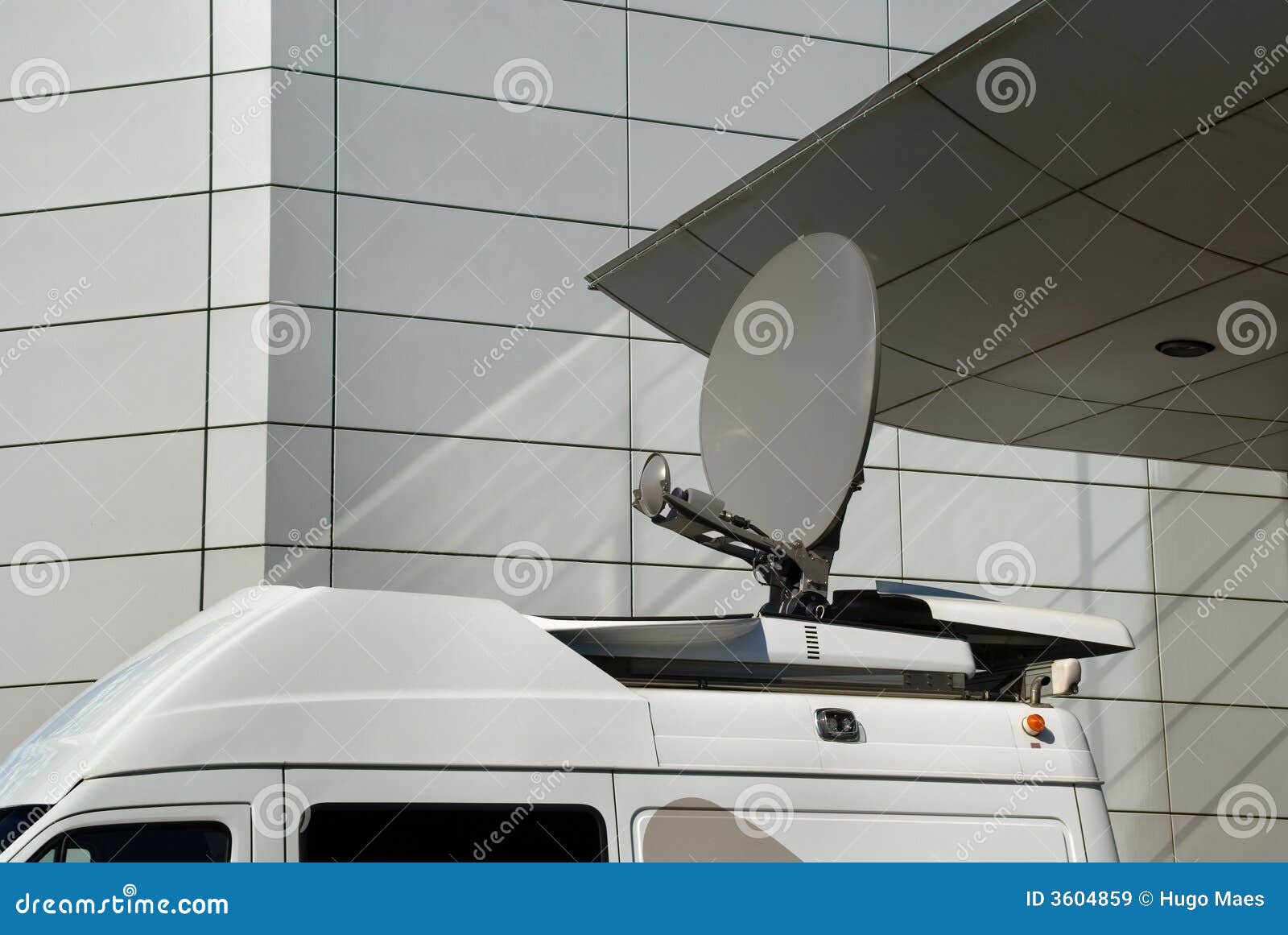 Media Mobile Satellite Dish Stock Image - Image of global, mobile: 3604859