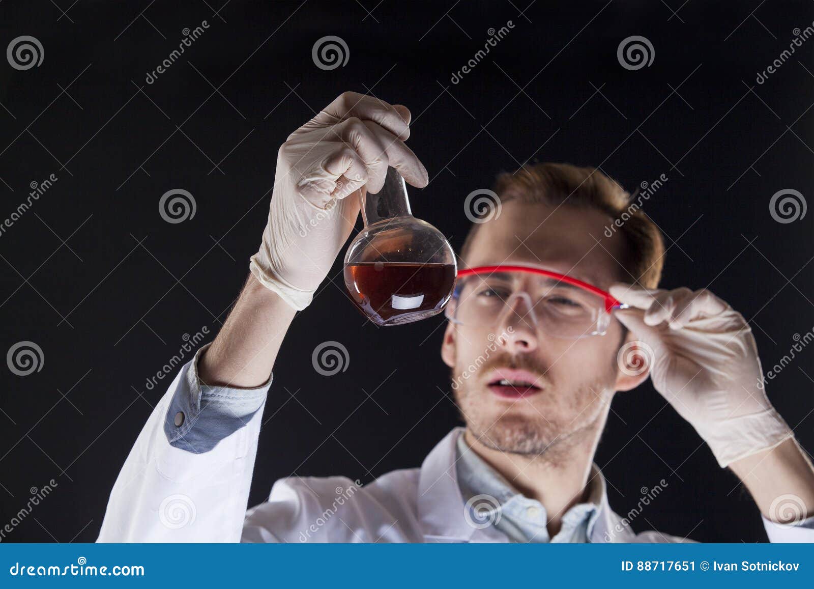 A medic with flask in hand stock image. Image of safety - 88717651