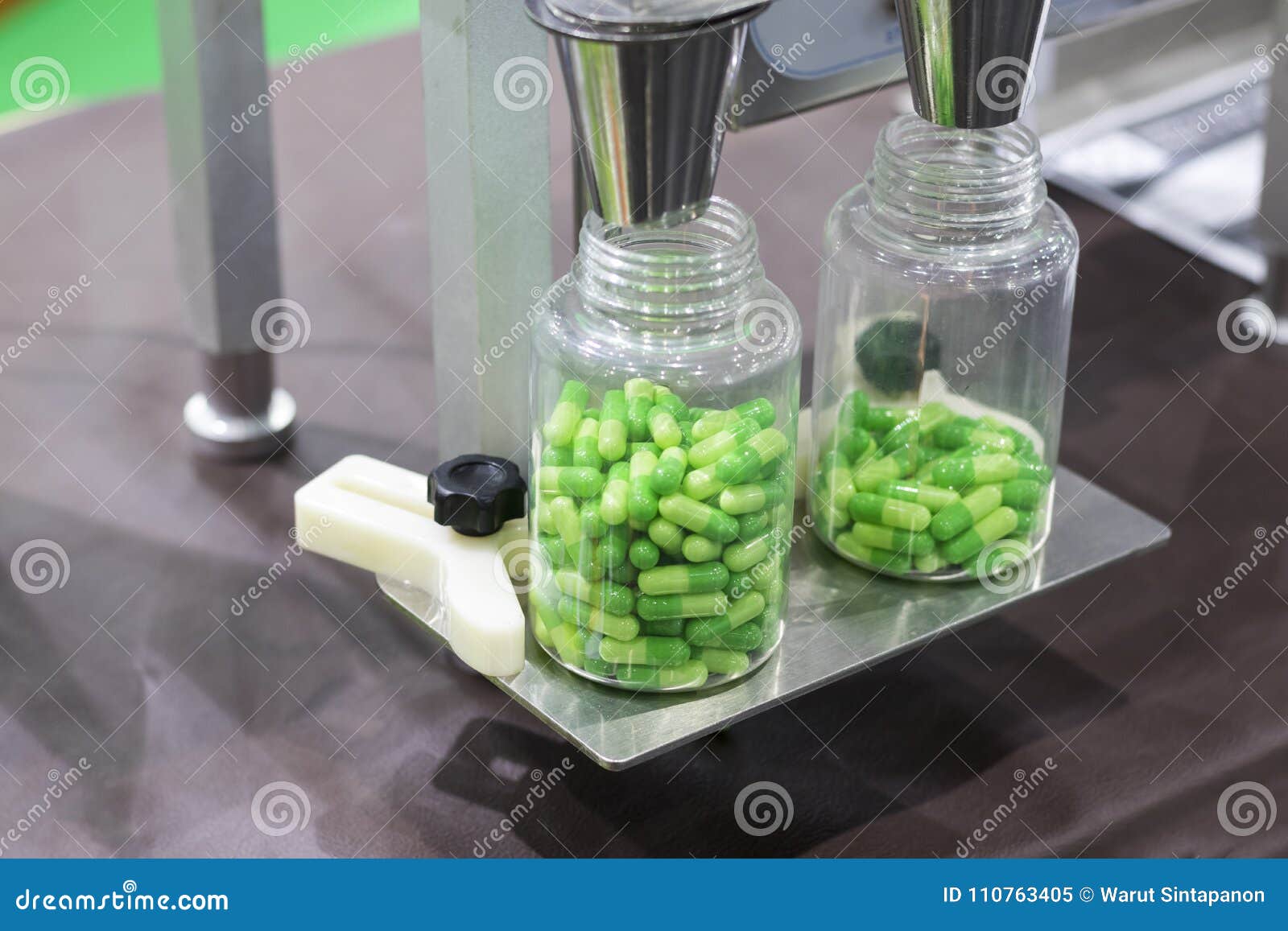 Medical Capsules Packing Process by Machine Stock Image - Image of drug ...