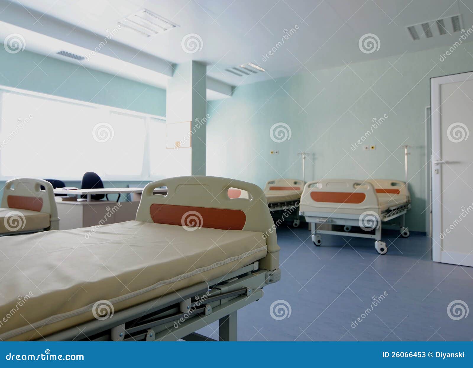 Medical-diagnostic Equipment Room Stock Image - Image of scan, lighting ...