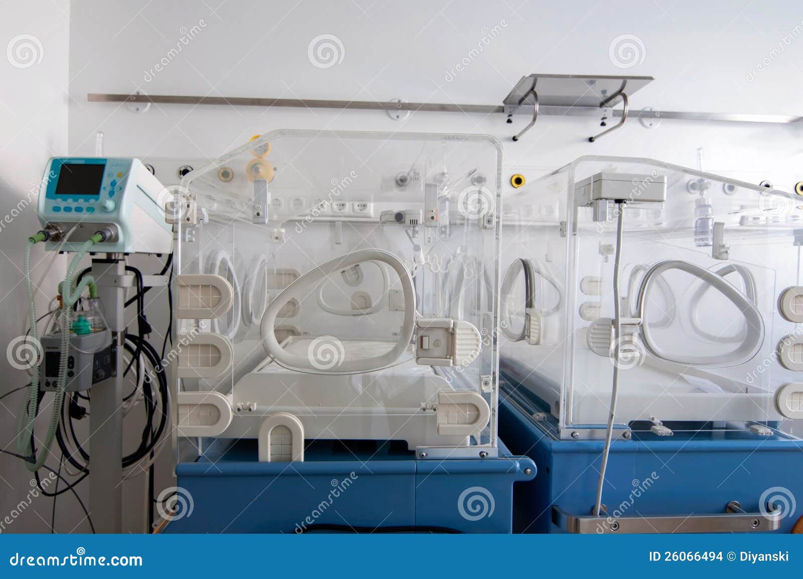 Medical-diagnostic Equipment Room Stock Photo - Image of incubator ...