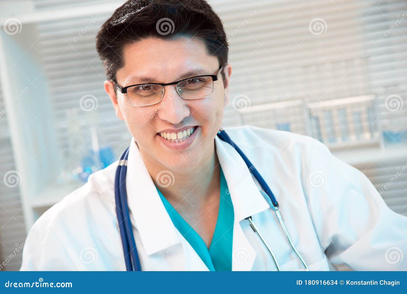Medical doctor smiling stock photo. Image of heal, contact - 180916634