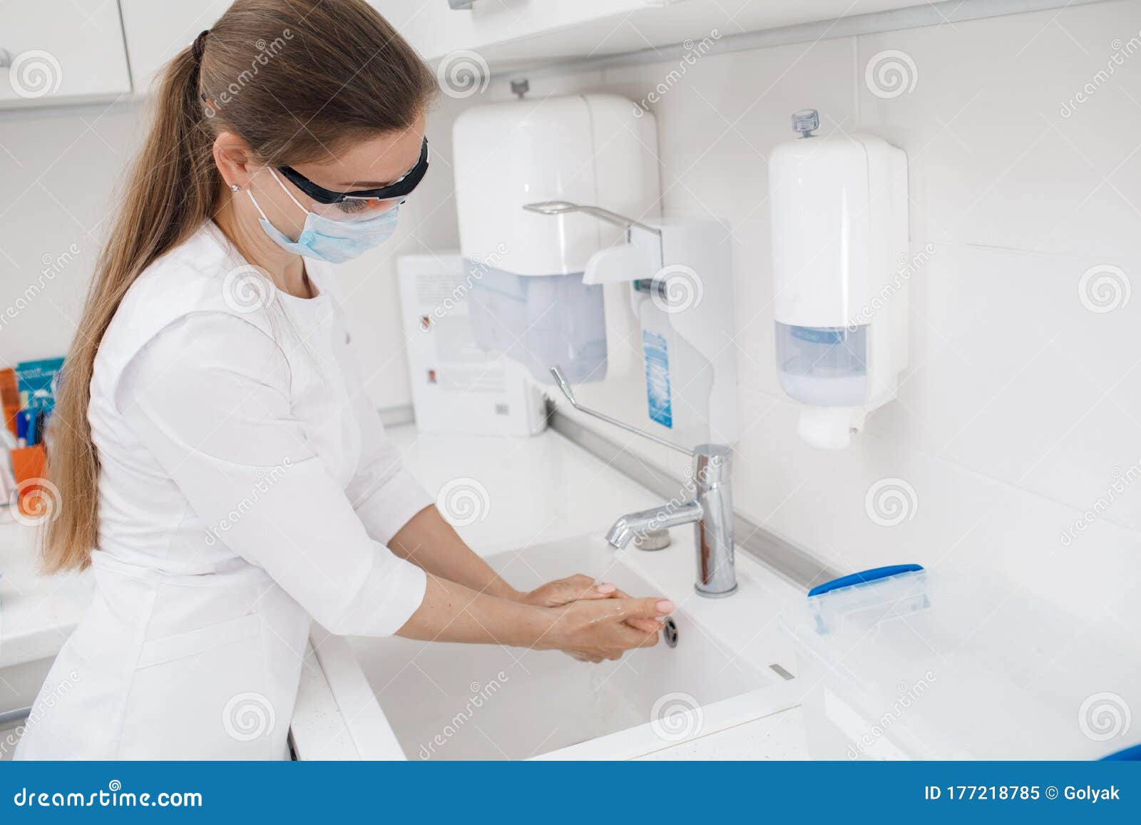 Girl Lab Technician at the Clinic`s Microbiology Laboratory Stock Image ...