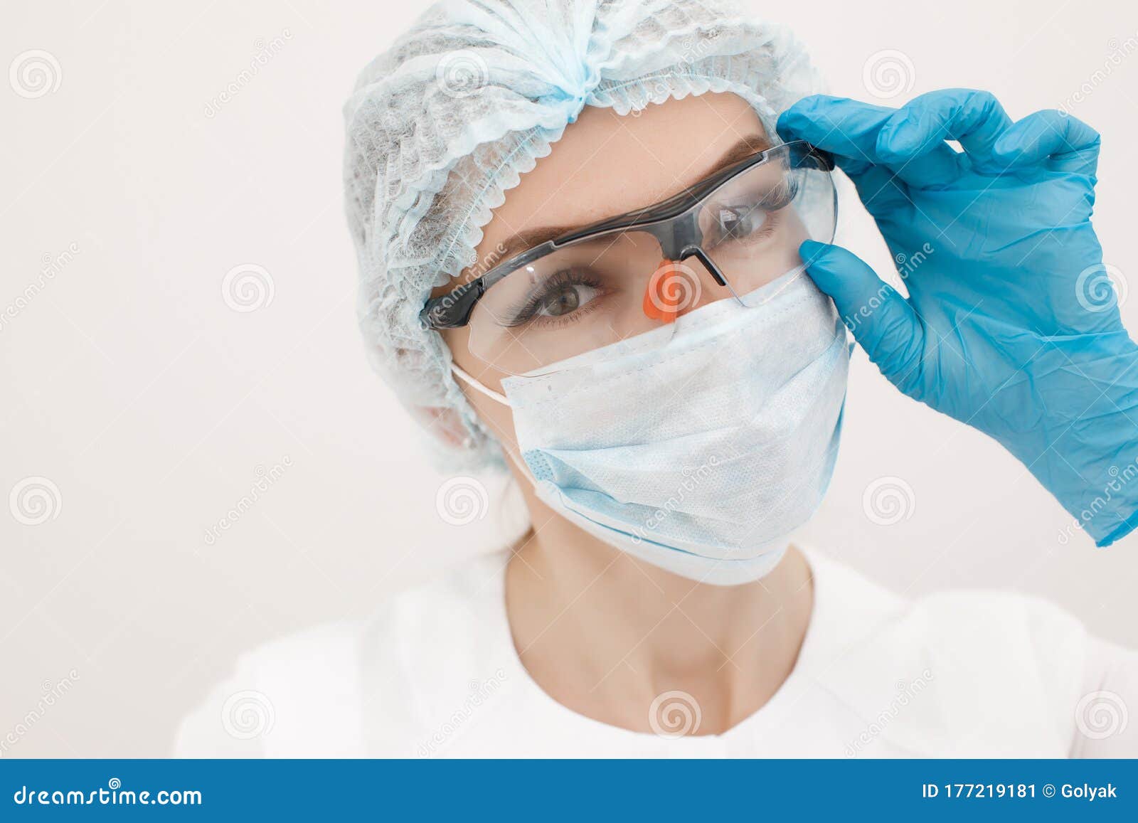 Girl Lab Technician at the Clinic`s Microbiology Laboratory Stock Image ...
