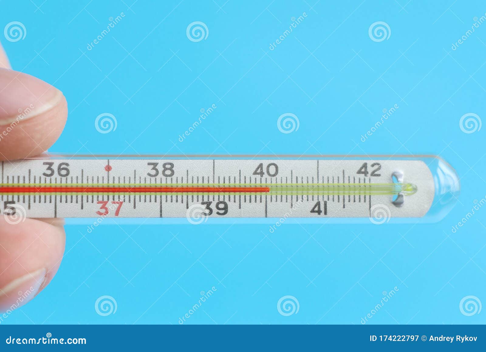 Medical Mercury Thermometer Showing The Temperature Of 40 °c Stock