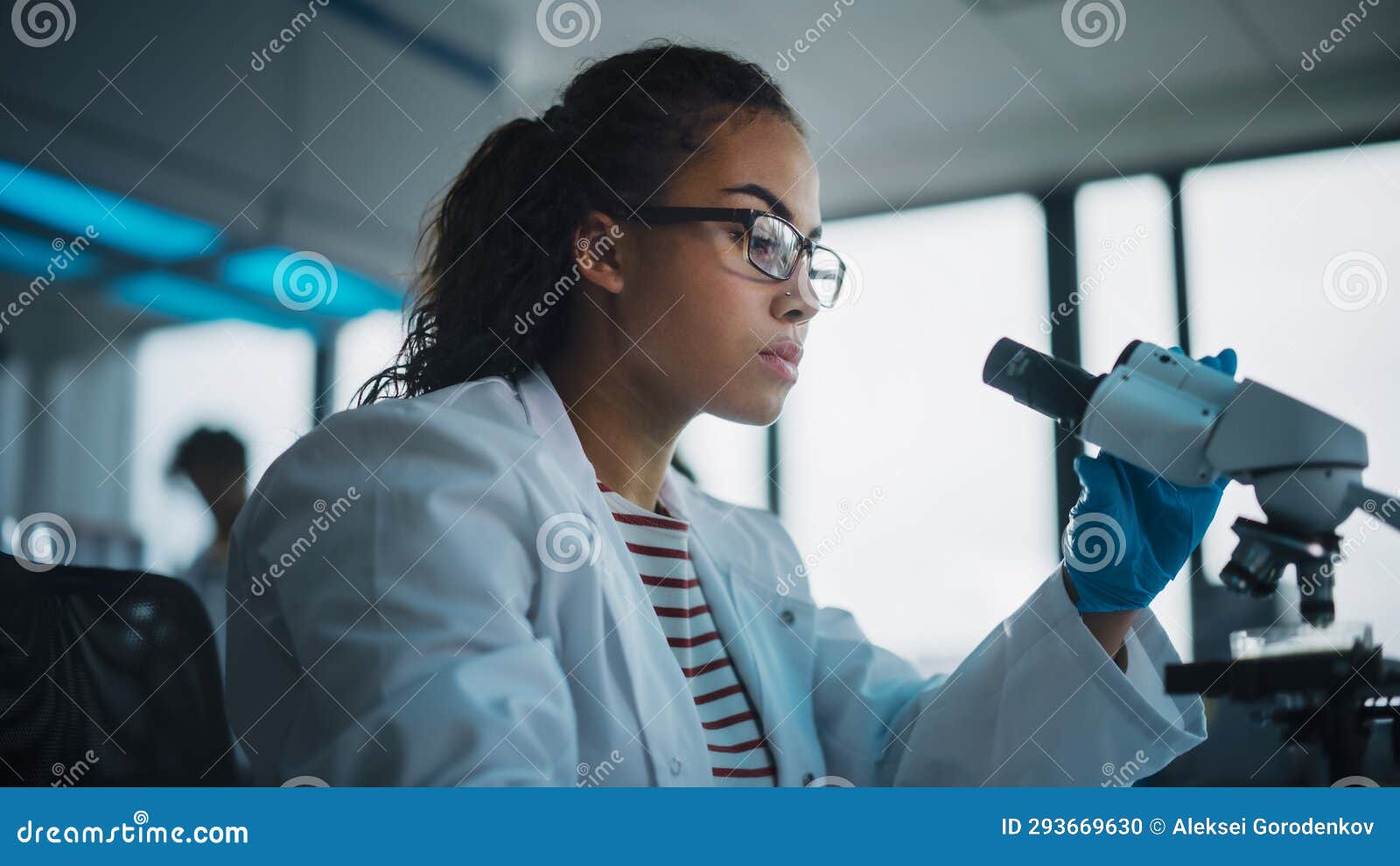 Medical Science Laboratory: Beautiful Black Scientist is Using ...