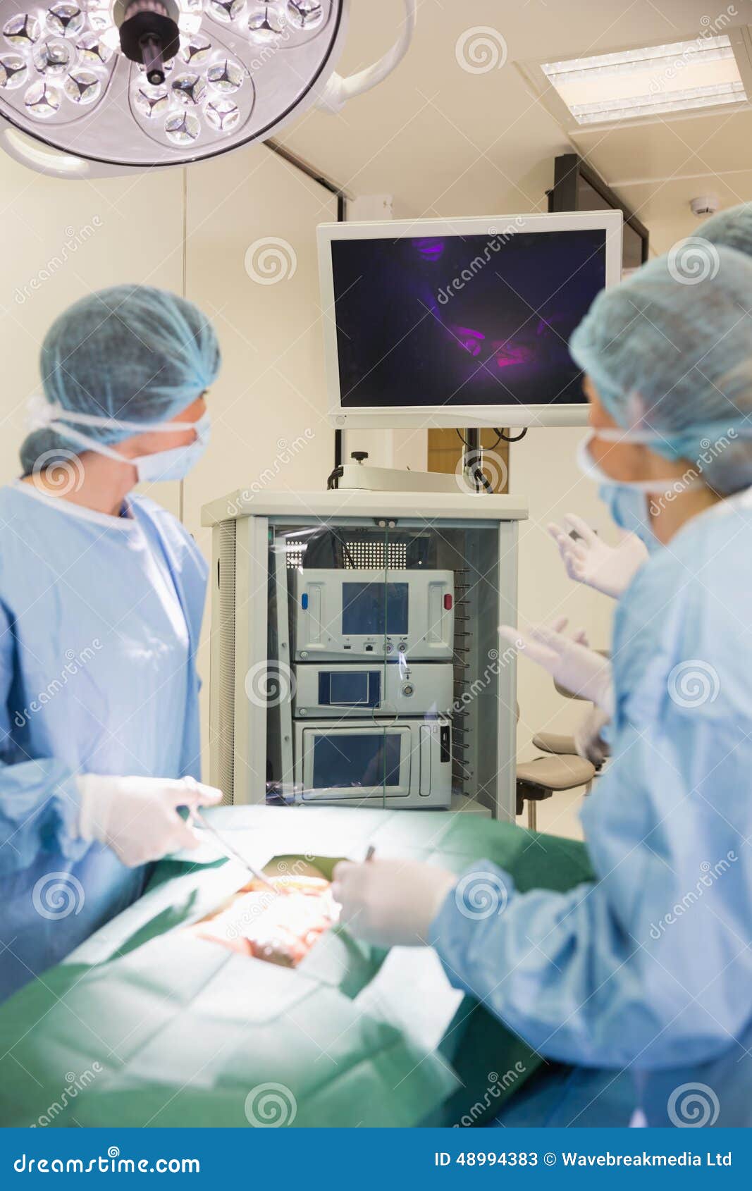 Medical Students Practicing Surgery on Model Stock Image - Image of ...