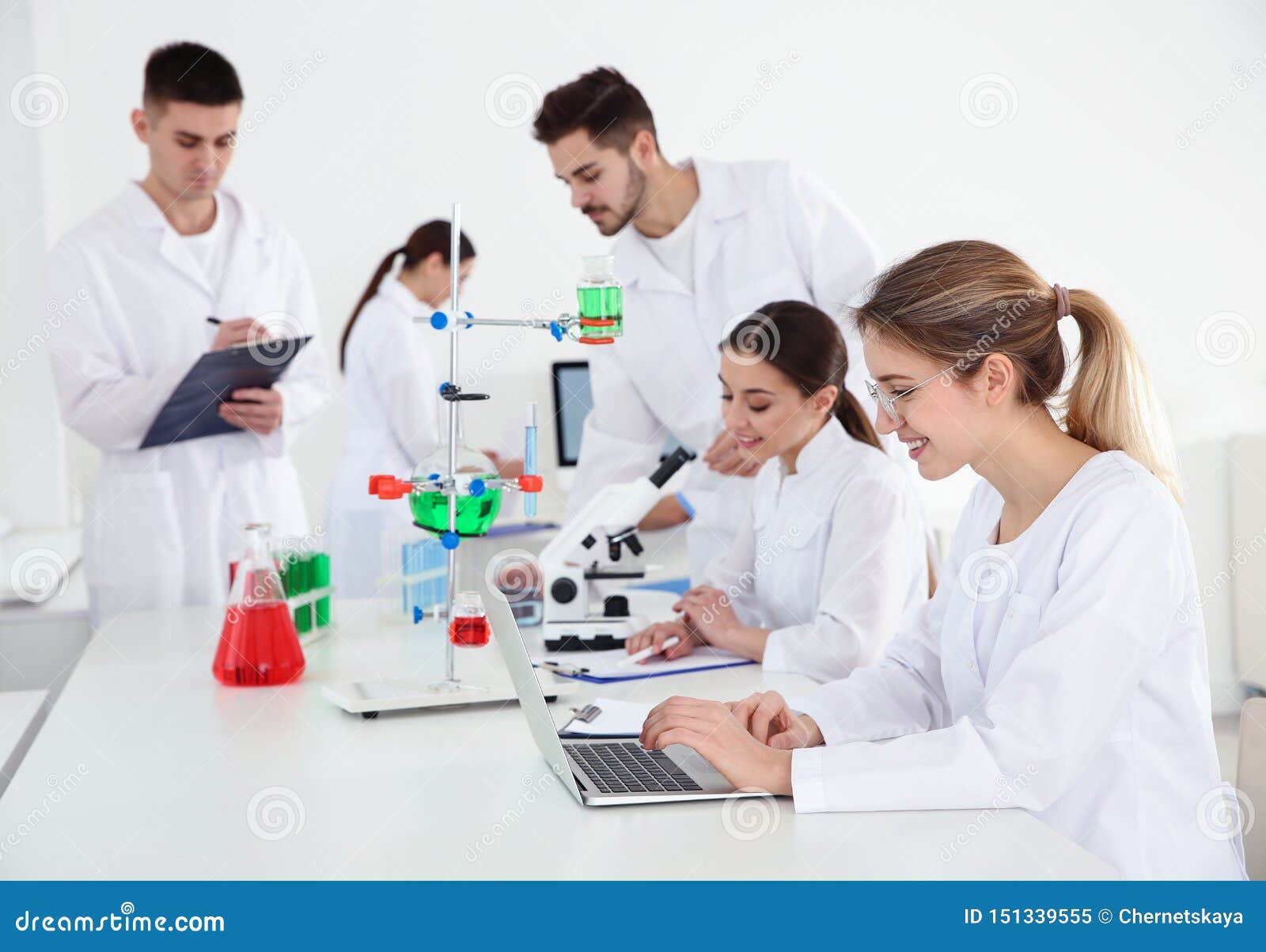 Medical Students Working in Modern Laboratory Stock Image - Image of ...