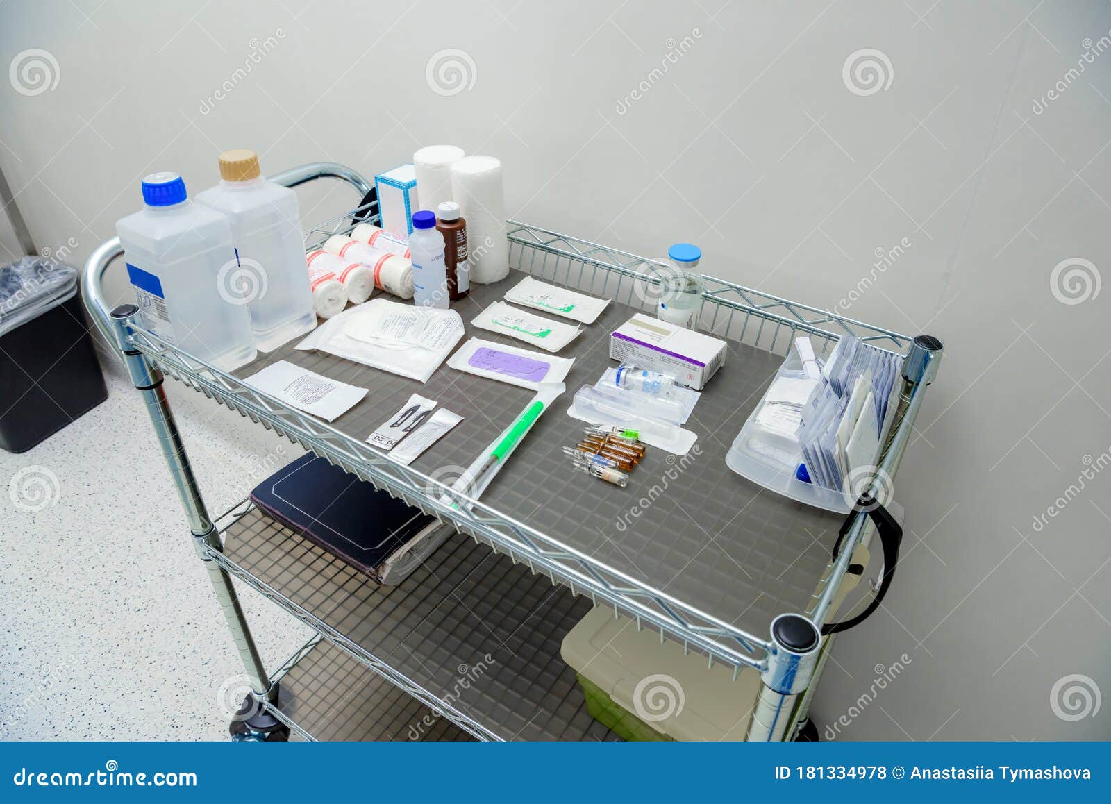Medications Prepared for Surgery on the Operating Table Stock Photo ...